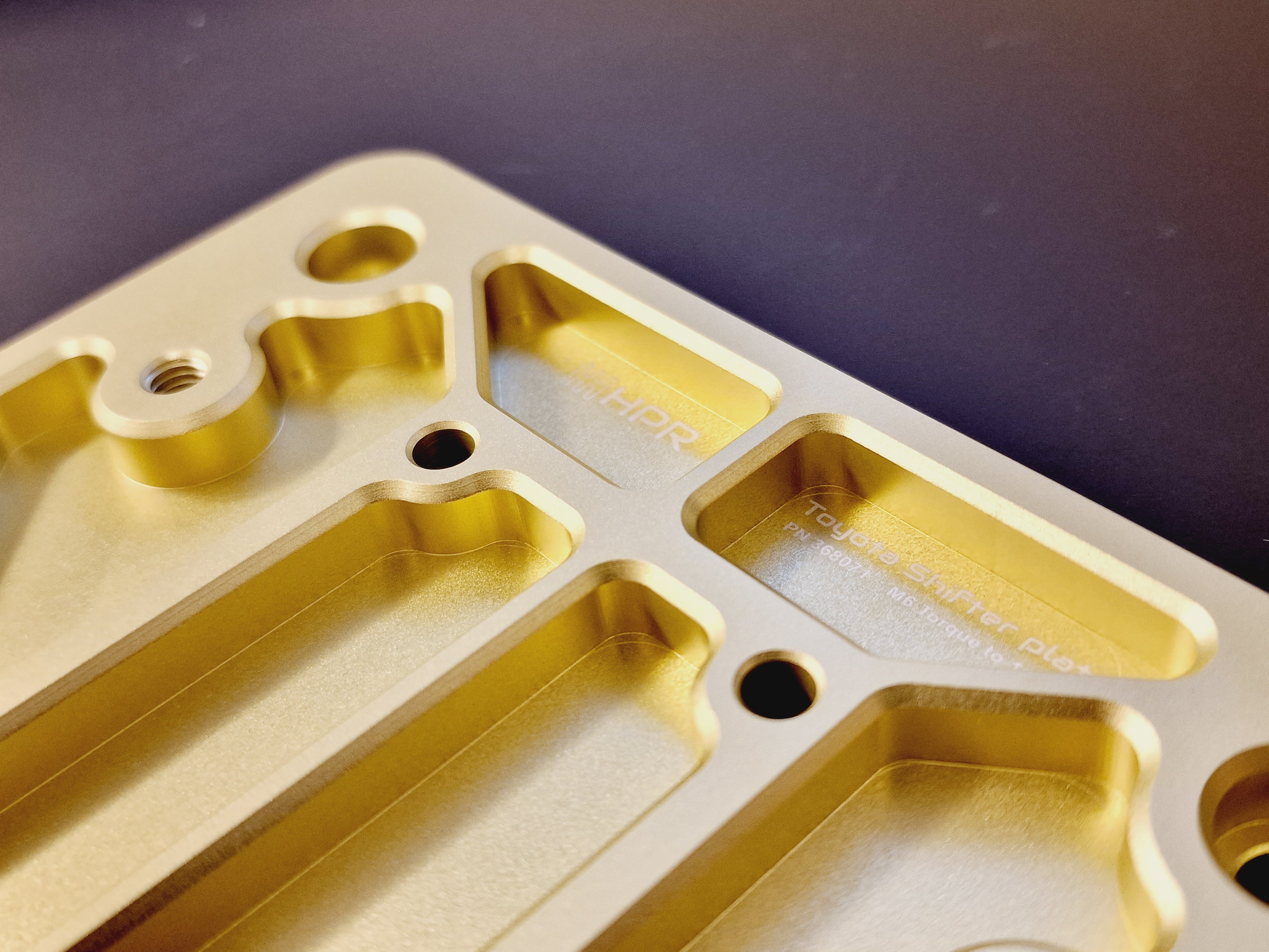 Toyota chassis manual shifter plate